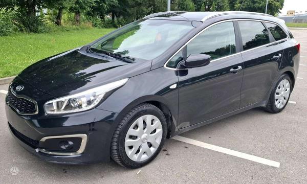 Melns Kia Ceed 2016 Tauragė, ar dzinēja tilpumu 1.58 L un nobraukumu 254 tūkst. km par 4300 €, foto 3 vietnē AUTOMOTO.COM.LV