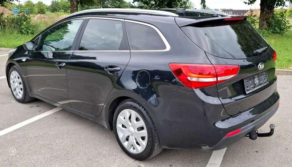 Melns Kia Ceed 2016 Tauragė, ar dzinēja tilpumu 1.58 L un nobraukumu 254 tūkst. km par 4300 €, foto 5 vietnē AUTOMOTO.COM.LV