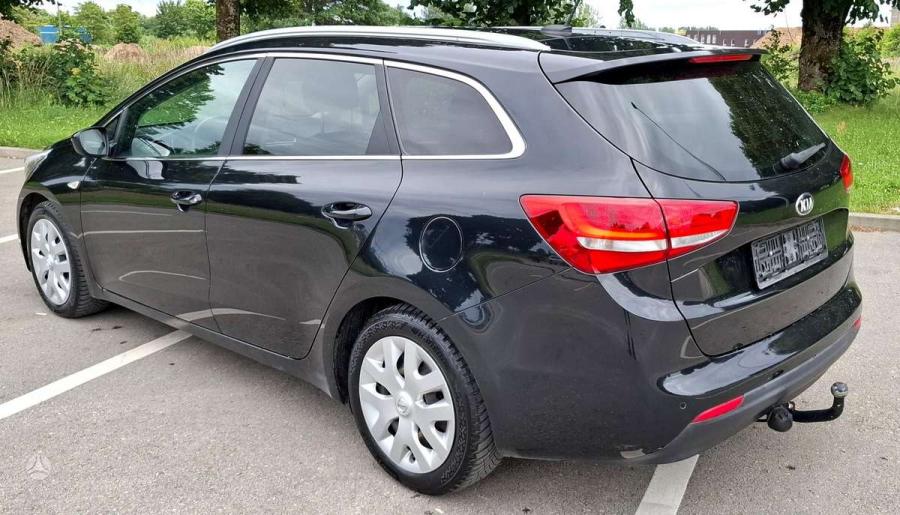Melns Kia Ceed 2016 Tauragė, ar dzinēja tilpumu 1.58 L un nobraukumu 254 tūkst. km par 4300 €, foto 6 vietnē AUTOMOTO.COM.LV