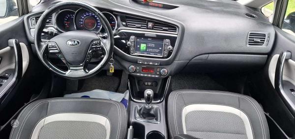 Melns Kia Ceed 2016 Tauragė, ar dzinēja tilpumu 1.58 L un nobraukumu 254 tūkst. km par 4300 €, foto 9 vietnē AUTOMOTO.COM.LV
