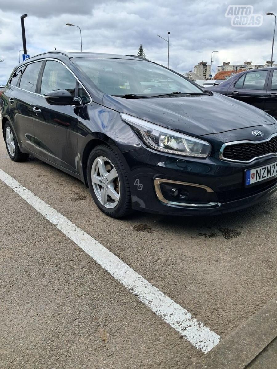 Black Kia Ceed 2016 in Kaunas, with an engine capacity of 1.60 L and mileage of 291 thousand km for 5500 €, photo 3 on AUTOMOTO.COM.LV