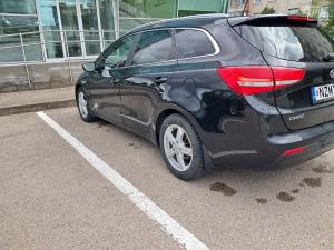 Black Kia Ceed 2016 in Kaunas, with an engine capacity of 1.60 L and mileage of 291 thousand km for 5500 €, photo 8 on AUTOMOTO.COM.LV