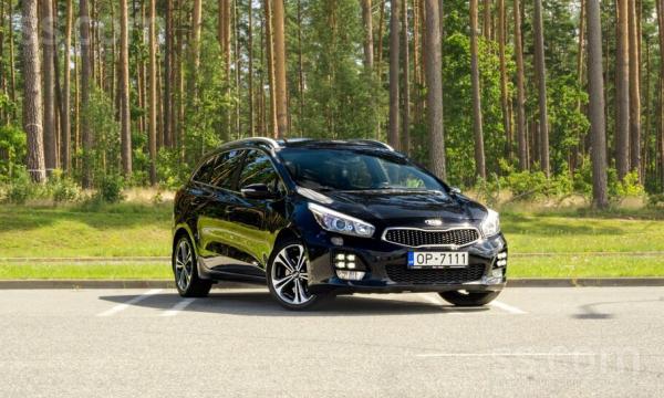 Black Kia Ceed 2017 in Riga, with an engine capacity of 1.60 L and mileage of 209 thousand km for 6390 €, photo 2 on AUTOMOTO.COM.LV