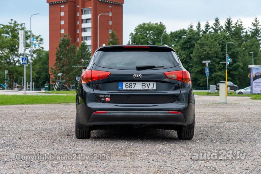 Melns Kia Ceed 2017 Tallina, ar dzinēja tilpumu 1.40 L un nobraukumu 136 tūkst. km par 9400 €, foto 7 vietnē AUTOMOTO.COM.LV