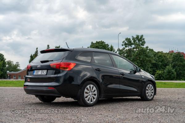 Black Kia Ceed 2017 in Tallinn, with an engine capacity of 1.40 L and mileage of 136 thousand km for 9400 €, photo 7 on AUTOMOTO.COM.LV