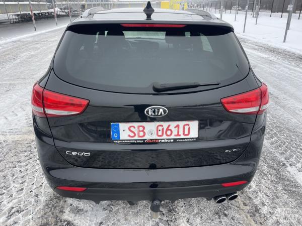 Black Kia Ceed 2018 in Kaunas, with an engine capacity of 1.00 L and mileage of 227 thousand km for 6850 €, photo 8 on AUTOMOTO.COM.LV