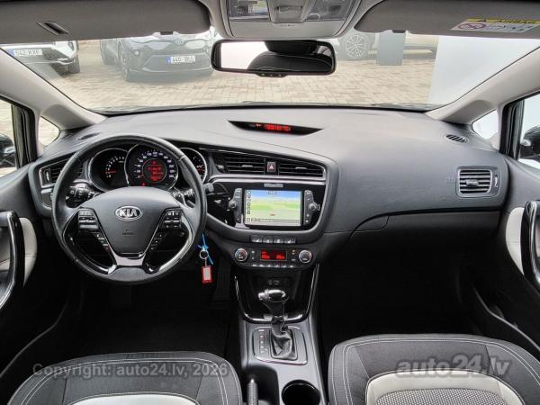 Black Kia Ceed 2018 in Tallinn, with an engine capacity of 1.59 L and mileage of 98 thousand km for 11495 €, photo 8 on AUTOMOTO.COM.LV