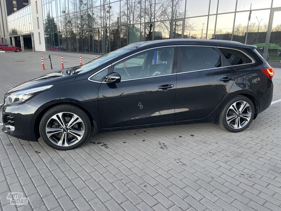 Black Kia Ceed 2018 in Kaunas, with an engine capacity of 1.00 L and mileage of 223 thousand km for 6400 €, photo 2 on AUTOMOTO.COM.LV