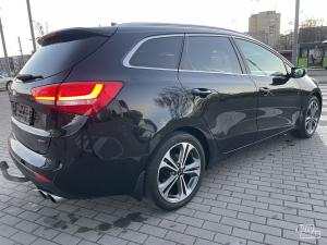 Black Kia Ceed 2018 in Kaunas, with an engine capacity of 1.00 L and mileage of 223 thousand km for 6400 €, photo 5 on AUTOMOTO.COM.LV
