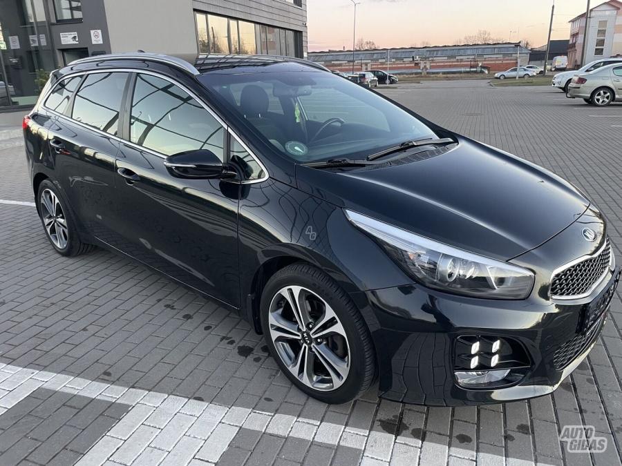 Black Kia Ceed 2018 in Kaunas, with an engine capacity of 1.00 L and mileage of 223 thousand km for 6400 €, photo 6 on AUTOMOTO.COM.LV