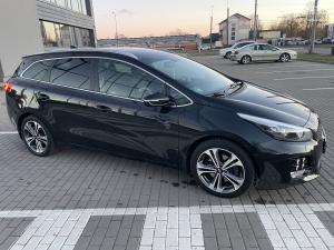Black Kia Ceed 2018 in Kaunas, with an engine capacity of 1.00 L and mileage of 223 thousand km for 6400 €, photo 10 on AUTOMOTO.COM.LV