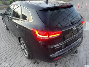 Black Kia Ceed 2018 in Kaunas, with an engine capacity of 1.00 L and mileage of 223 thousand km for 6400 €, photo 11 on AUTOMOTO.COM.LV