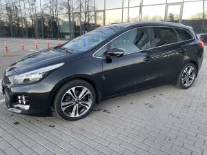 Black Kia Ceed 2018 in Kaunas, with an engine capacity of 1.00 L and mileage of 223 thousand km for 6400 €, photo 13 on AUTOMOTO.COM.LV