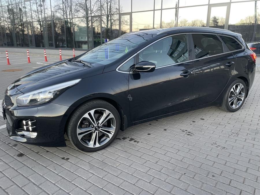 Black Kia Ceed 2018 in Kaunas, with an engine capacity of 1.00 L and mileage of 223 thousand km for 6400 €, photo 13 on AUTOMOTO.COM.LV