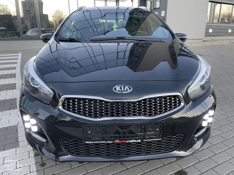 Black Kia Ceed 2018 in Kaunas, with an engine capacity of 1.00 L and mileage of 223 thousand km for 6400 €, photo 14 on AUTOMOTO.COM.LV
