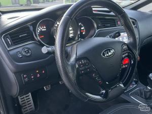 Black Kia Ceed 2018 in Kaunas, with an engine capacity of 1.00 L and mileage of 223 thousand km for 6400 €, photo 23 on AUTOMOTO.COM.LV