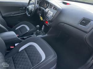 Black Kia Ceed 2018 in Kaunas, with an engine capacity of 1.00 L and mileage of 223 thousand km for 6400 €, photo 26 on AUTOMOTO.COM.LV