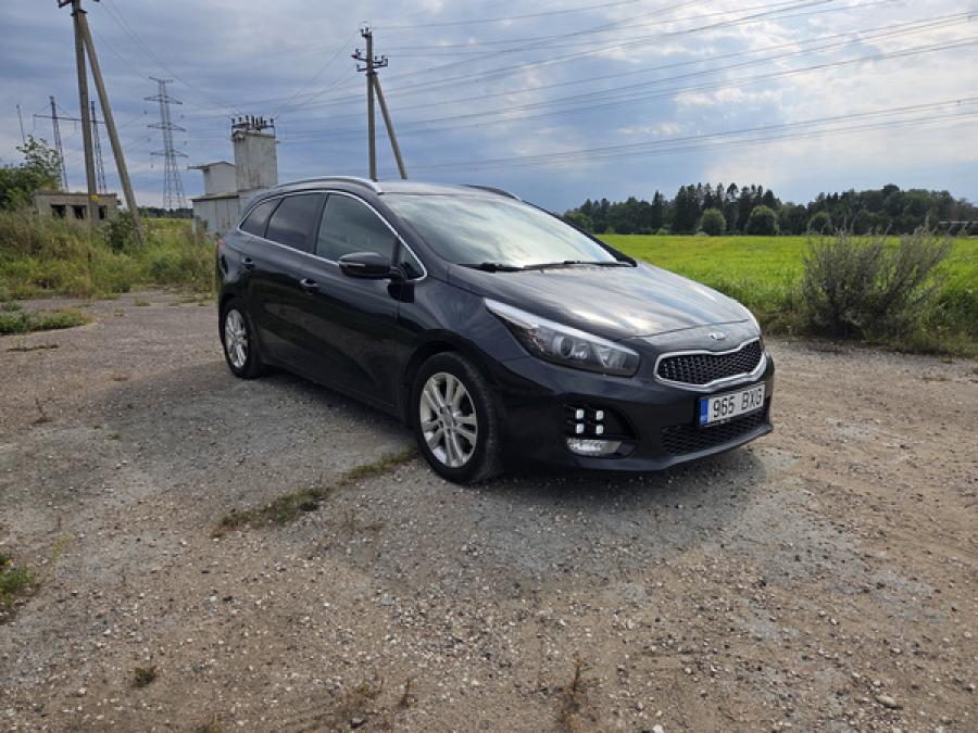 Melns Kia Ceed 2018 Saku, ar dzinēja tilpumu 1.60 L un nobraukumu 214 tūkst. km par 9500 €, foto 4 vietnē AUTOMOTO.COM.LV