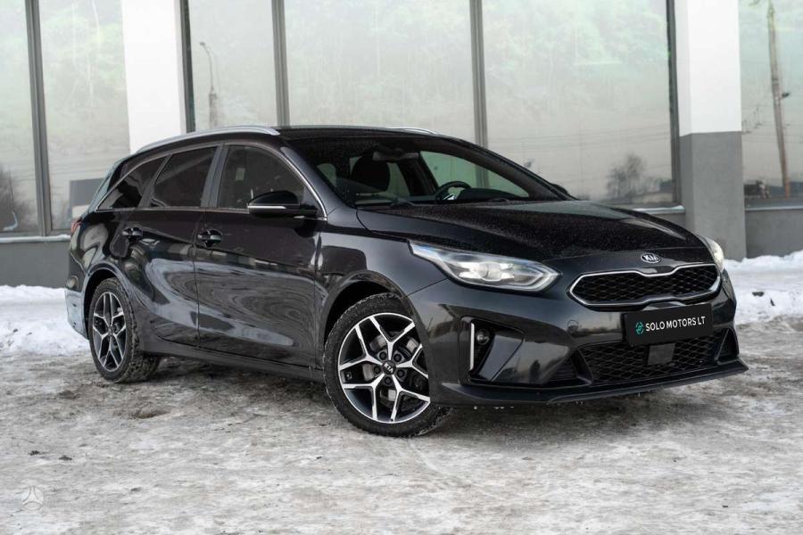 Black Kia Ceed 2019 in Vilnius, with an engine capacity of 1.60 L and mileage of 107 thousand km for 11950 €, photo 6 on AUTOMOTO.COM.LV