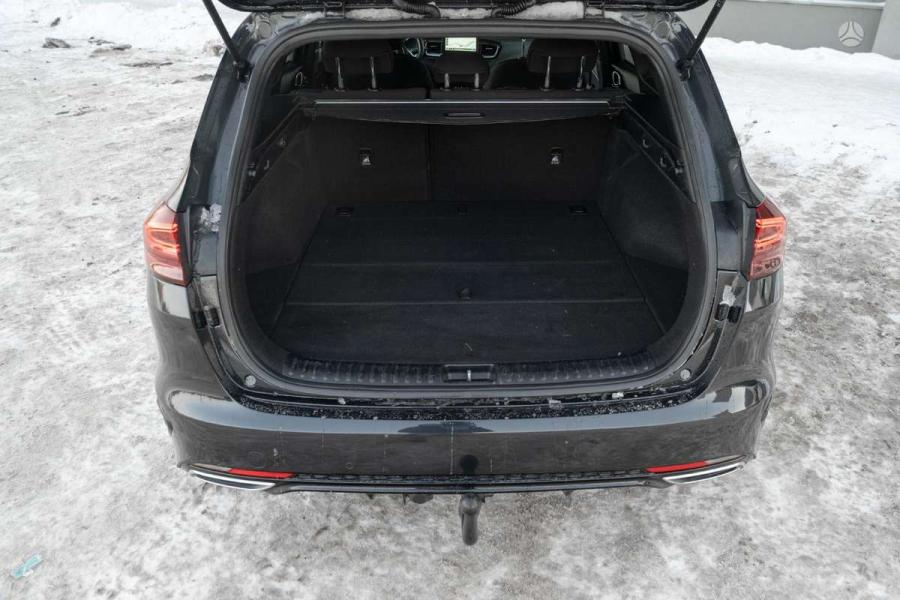 Black Kia Ceed 2019 in Vilnius, with an engine capacity of 1.60 L and mileage of 107 thousand km for 11950 €, photo 10 on AUTOMOTO.COM.LV