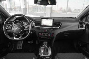 Black Kia Ceed 2019 in Vilnius, with an engine capacity of 1.60 L and mileage of 107 thousand km for 11950 €, photo 11 on AUTOMOTO.COM.LV