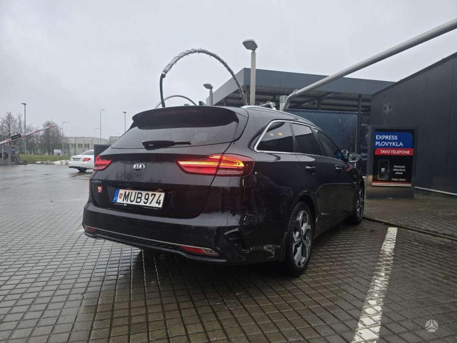 Black Kia Ceed 2019 in Vilnius, with an engine capacity of 1.35 L and mileage of 152 thousand km for 14100 €, photo 2 on AUTOMOTO.COM.LV