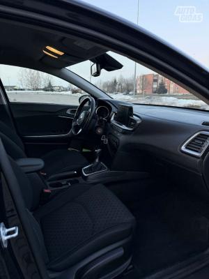 Melns Kia Ceed 2019 Kauņa, ar dzinēja tilpumu 1.00 L un nobraukumu 118 tūkst. km par 8800 €, foto 13 vietnē AUTOMOTO.COM.LV