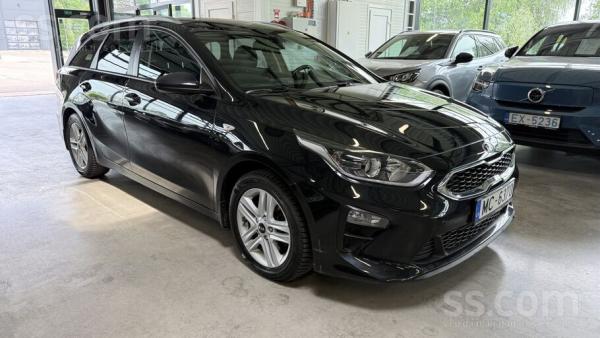 Black Kia Ceed 2019 in Riga, with an engine capacity of 1.40 L and mileage of 113 thousand km for 8900 €, photo 6 on AUTOMOTO.COM.LV