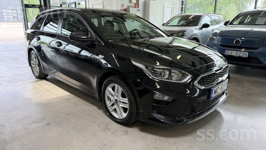 Black Kia Ceed 2019 in Riga, with an engine capacity of 1.40 L and mileage of 113 thousand km for 8900 €, photo 7 on AUTOMOTO.COM.LV