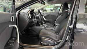 Black Kia Ceed 2019 in Riga, with an engine capacity of 1.40 L and mileage of 113 thousand km for 8900 €, photo 11 on AUTOMOTO.COM.LV