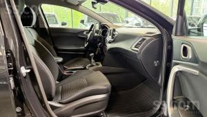 Black Kia Ceed 2019 in Riga, with an engine capacity of 1.40 L and mileage of 113 thousand km for 8900 €, photo 16 on AUTOMOTO.COM.LV