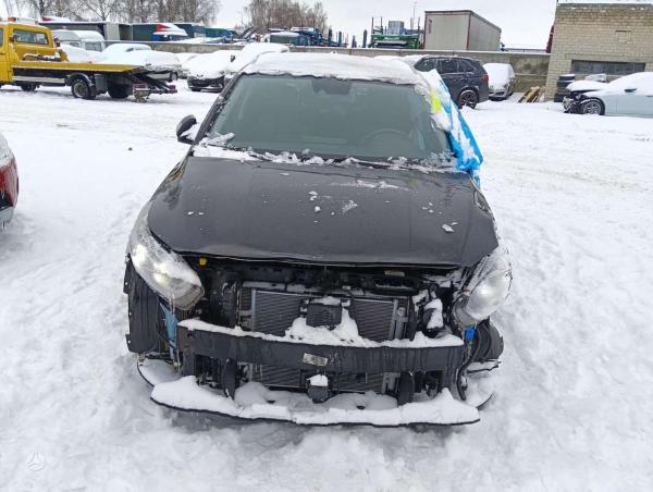 Black Kia Ceed 2020 in Marijampole, with an engine capacity of 1.58 L and mileage of 91 thousand km for 7000 €, photo 3 on AUTOMOTO.COM.LV