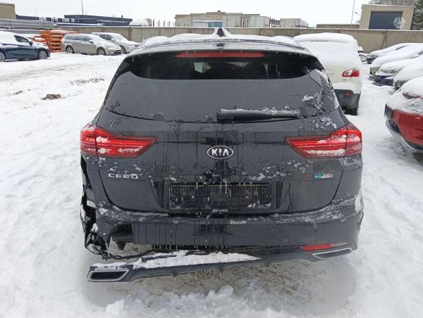 Black Kia Ceed 2020 in Marijampole, with an engine capacity of 1.58 L and mileage of 91 thousand km for 7000 €, photo 9 on AUTOMOTO.COM.LV