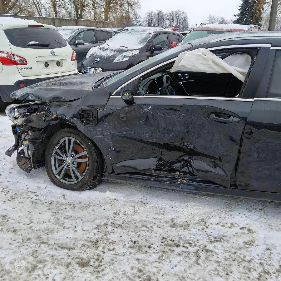 Melns Kia Ceed 2020 Marijampole, ar dzinēja tilpumu 1.58 L un nobraukumu 91 tūkst. km par 7000 €, foto 38 vietnē AUTOMOTO.COM.LV