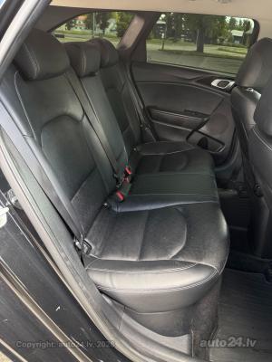 Black Kia Ceed 2020 in Narva, with an engine capacity of 1.60 L and mileage of 188 thousand km for 13555 €, photo 21 on AUTOMOTO.COM.LV
