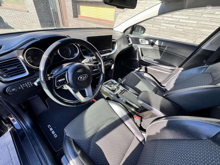 Melns Kia Ceed 2020 Viļņa, ar dzinēja tilpumu 1.00 L un nobraukumu 214 tūkst. km par 6500 €, foto 9 vietnē AUTOMOTO.COM.LV