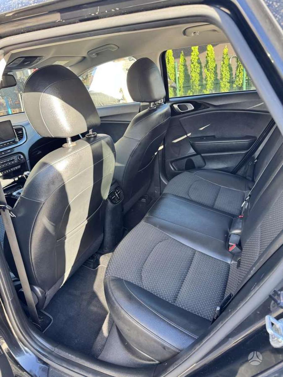 Melns Kia Ceed 2020 Viļņa, ar dzinēja tilpumu 1.00 L un nobraukumu 214 tūkst. km par 6500 €, foto 17 vietnē AUTOMOTO.COM.LV