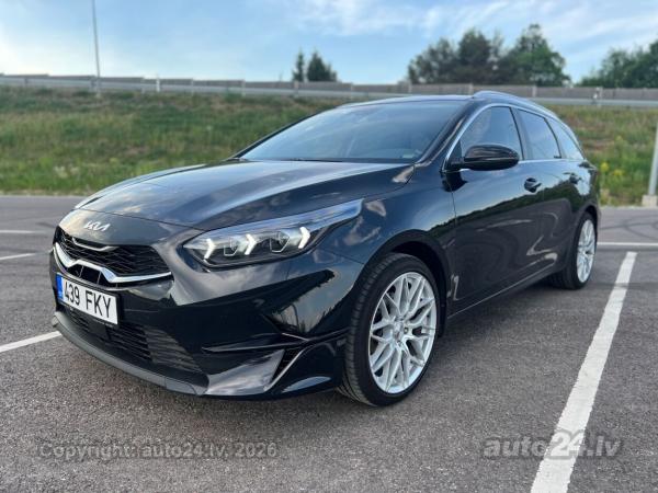 Black Kia Ceed 2021 in Tallinn, with an engine capacity of 1.50 L and mileage of 89 thousand km for 17500 €, photo 4 on AUTOMOTO.COM.LV