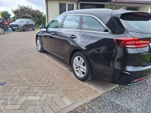 Black Kia Ceed 2021 in Kaunas, with an engine capacity of 1.60 L and mileage of 150 thousand km for 11800 €, photo 11 on AUTOMOTO.COM.LV