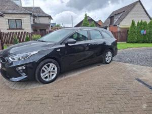 Black Kia Ceed 2021 in Kaunas, with an engine capacity of 1.60 L and mileage of 150 thousand km for 11800 €, photo 13 on AUTOMOTO.COM.LV