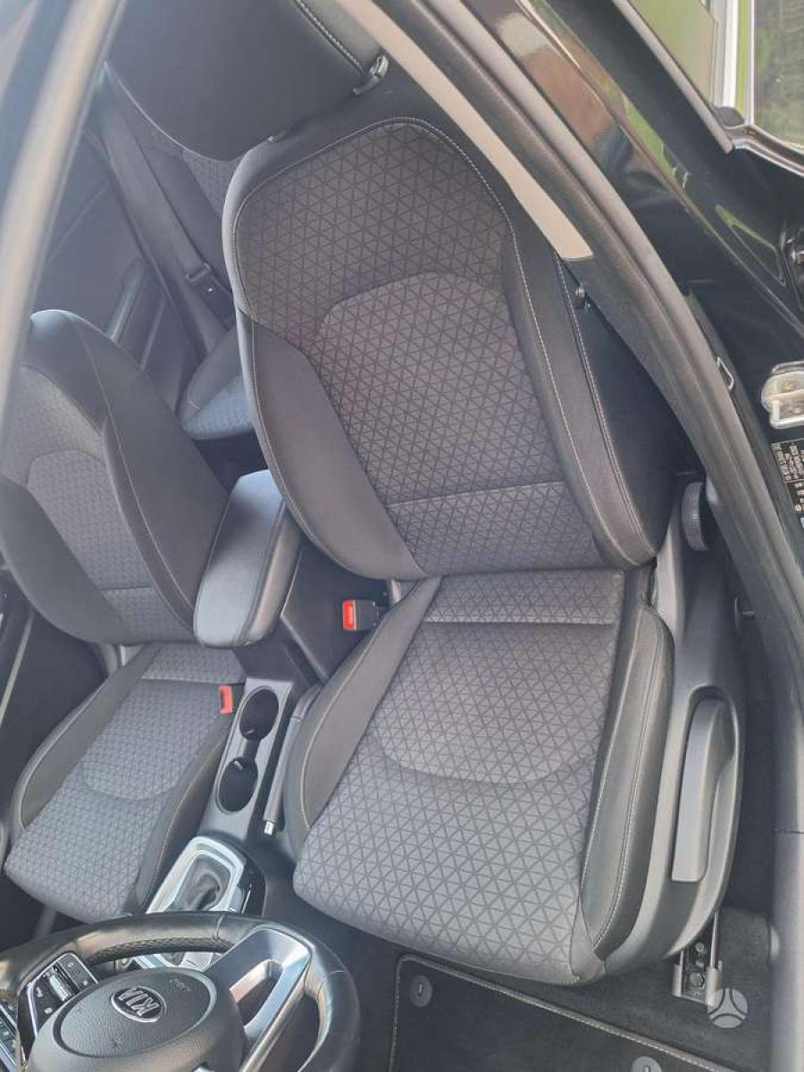 Black Kia Ceed 2021 in Kaunas, with an engine capacity of 1.60 L and mileage of 150 thousand km for 11800 €, photo 29 on AUTOMOTO.COM.LV