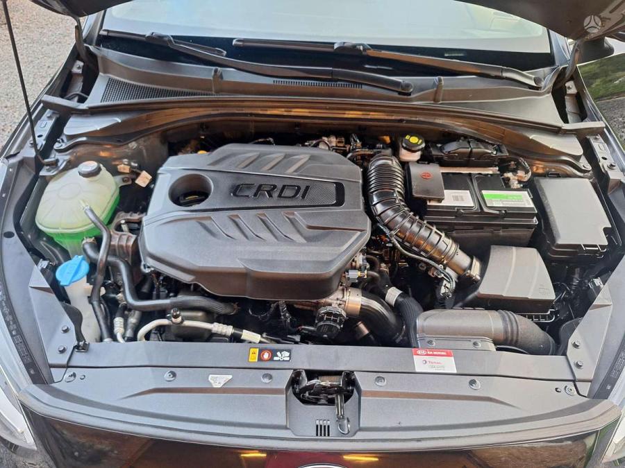 Black Kia Ceed 2021 in Kaunas, with an engine capacity of 1.60 L and mileage of 150 thousand km for 11800 €, photo 31 on AUTOMOTO.COM.LV
