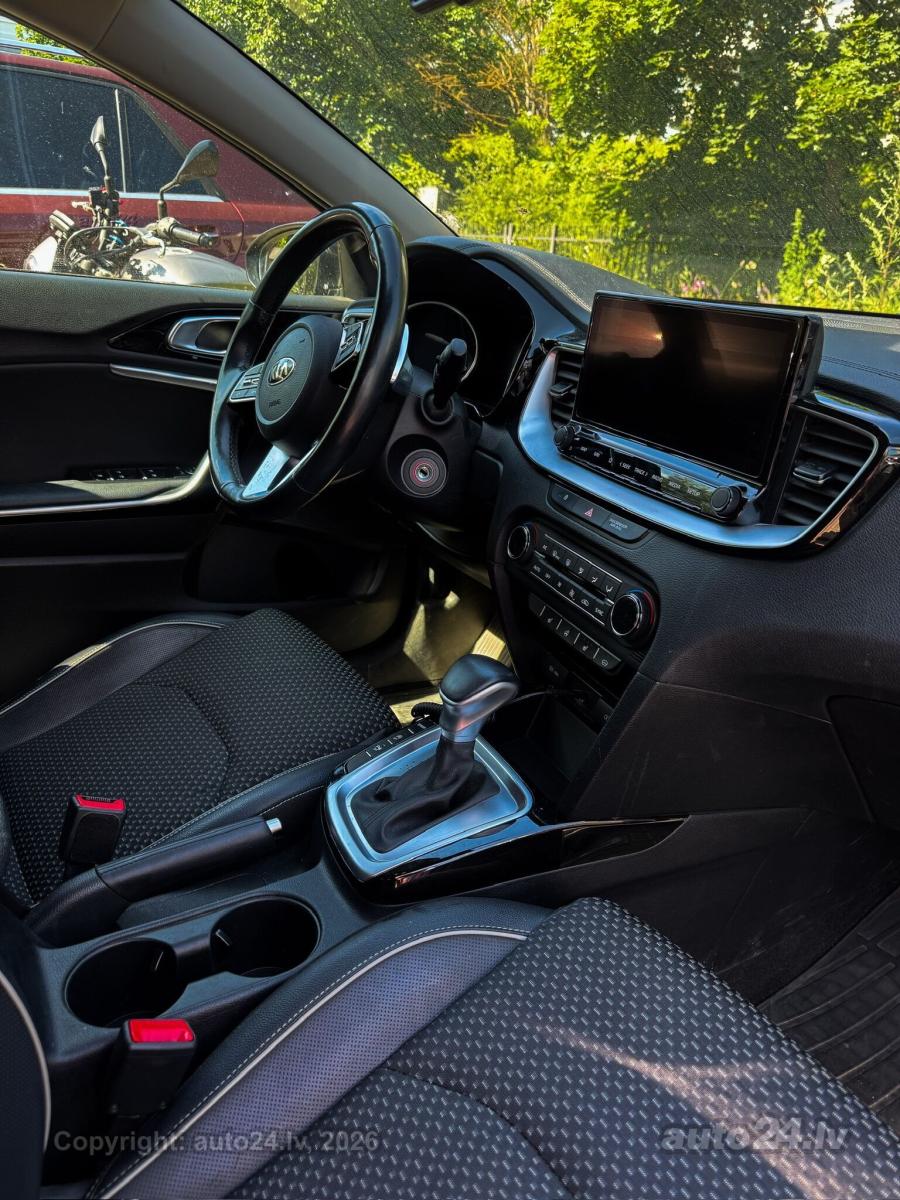 Melns Kia Ceed 2021 Tallina, ar dzinēja tilpumu 1.40 L un nobraukumu 69 tūkst. km par 17500 €, foto 16 vietnē AUTOMOTO.COM.LV