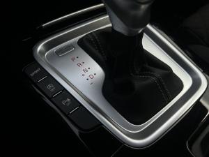 Black Kia Ceed 2021 in Parnu, with an engine capacity of 1.40 L and mileage of 104 thousand km for 17950 €, photo 11 on AUTOMOTO.COM.LV