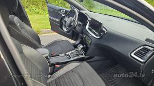 Black Kia Ceed 2021 in Tallinn, with an engine capacity of 1.50 L and mileage of 72 thousand km for 17900 €, photo 13 on AUTOMOTO.COM.LV