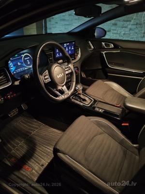 Black Kia Ceed 2021 in Tallinn, with an engine capacity of 1.50 L and mileage of 72 thousand km for 17900 €, photo 14 on AUTOMOTO.COM.LV