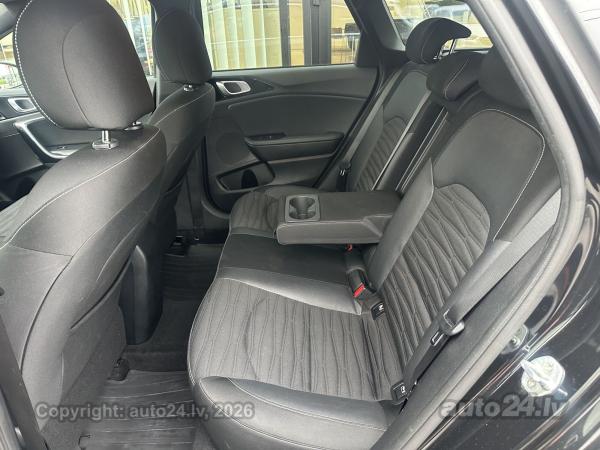 Киа Сид 2021 в Тарту на AUTOMOTO.COM.LV Черный Киа Сид 2021 в Тарту, объемом двигателя 1.50 л и пробегом 119 тыс. км за 14990 €, фото 6 на AUTOMOTO.COM.LV