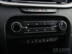 Melns Kia Ceed 2023 Rīga, ar dzinēja tilpumu 1.60 L un nobraukumu 147 tūkst. km par 14950 €, foto 17 vietnē AUTOMOTO.COM.LV
