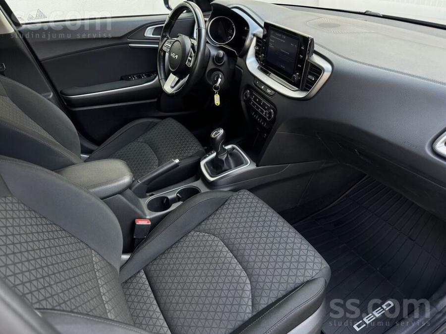 Melns Kia Ceed 2023 Rīga, ar dzinēja tilpumu 1.60 L un nobraukumu 147 tūkst. km par 14950 €, foto 20 vietnē AUTOMOTO.COM.LV