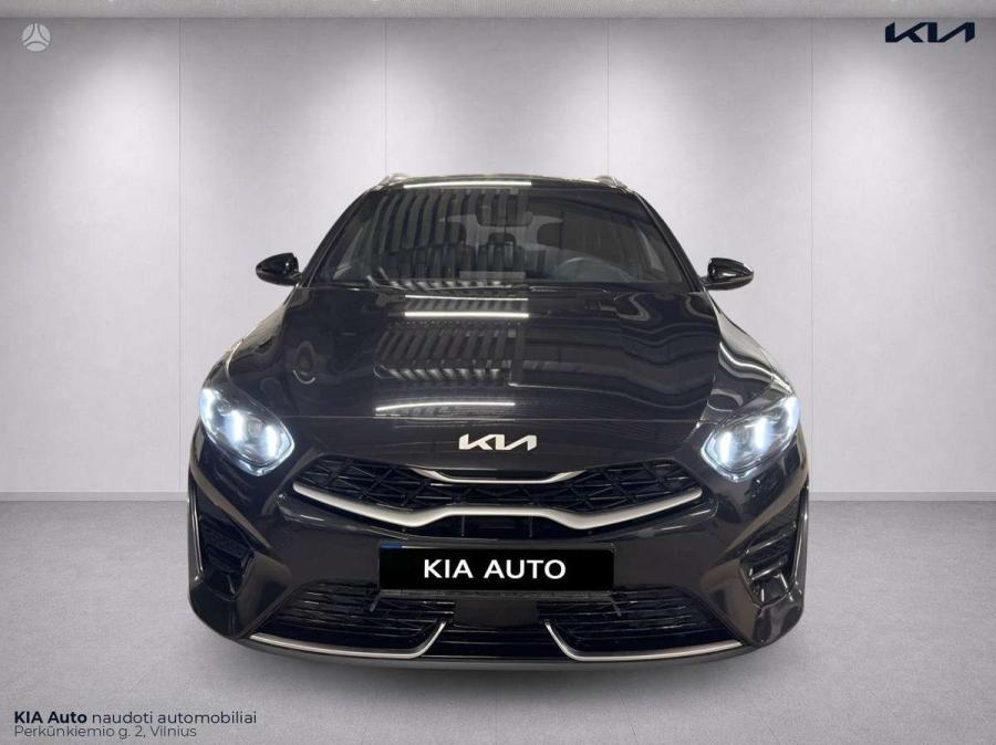 Black Kia Ceed 2023 in Vilnius, with an engine capacity of 1.48 L and mileage of 64 thousand km for 21900 €, photo 5 on AUTOMOTO.COM.LV